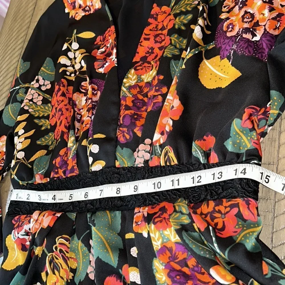 H&M | Dresses | Kimono Floral 2 Pockets Silky Feel Tie In Back For ...